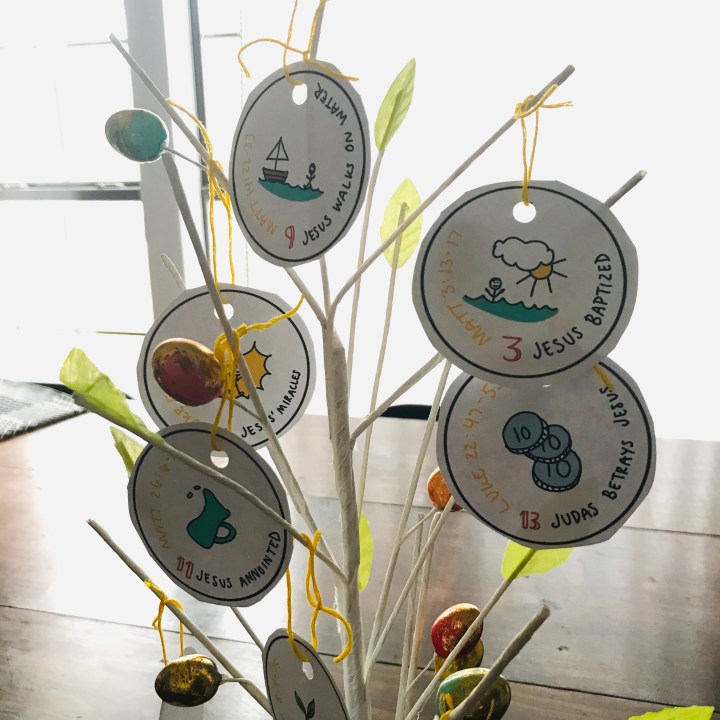 Read the Easter Story with this Simple Children's Easter Activity